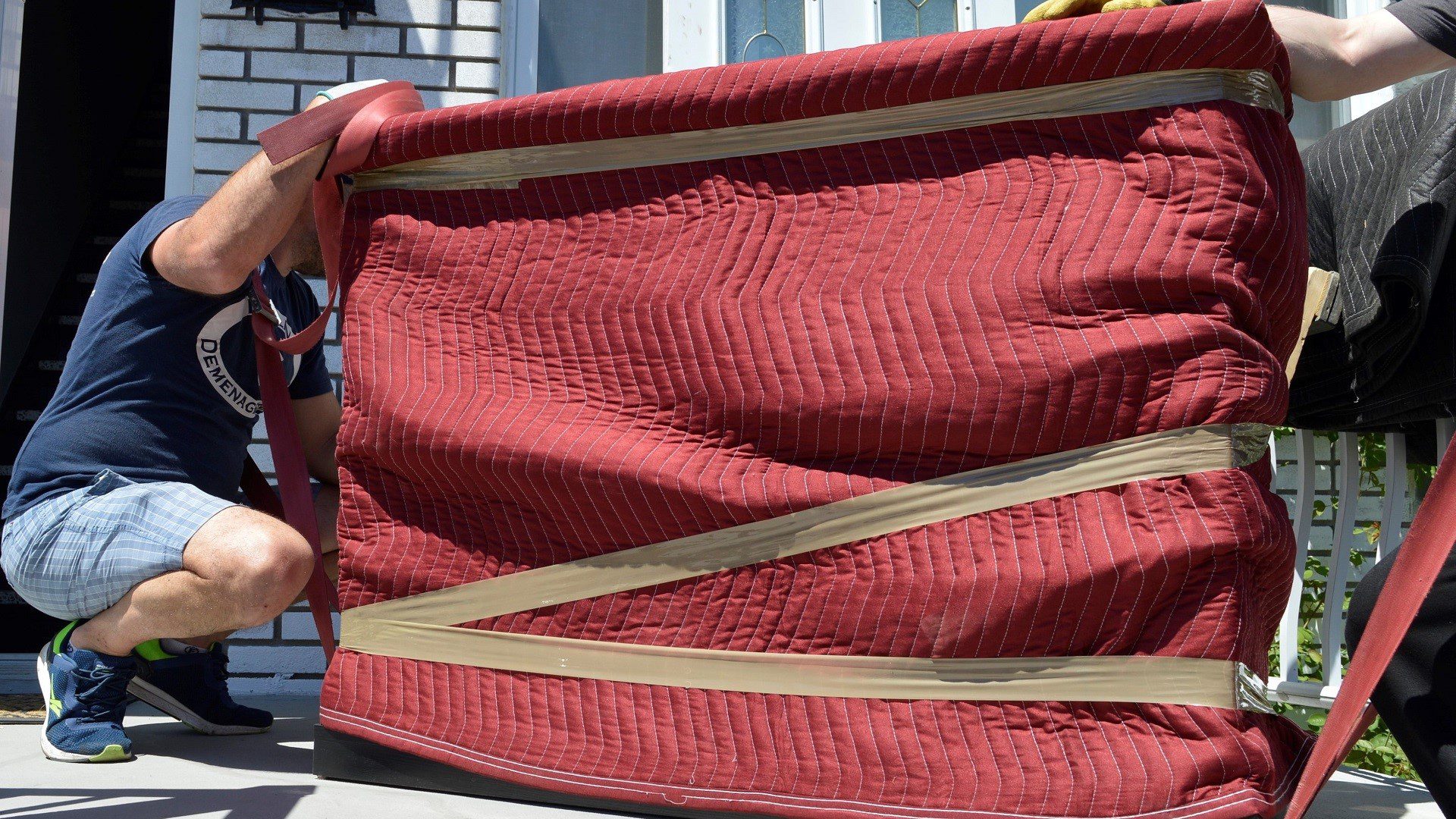 How to move heavy objects: Complete guide